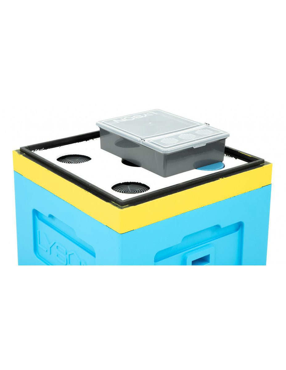 2.4L Mini Ashforth Feeder – Donegal Bees